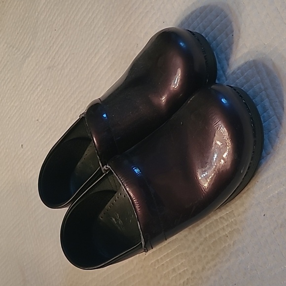 Dansko | Shoes | Dansko Purple Patent Leather Nurse Clogs Size 4 15 ...